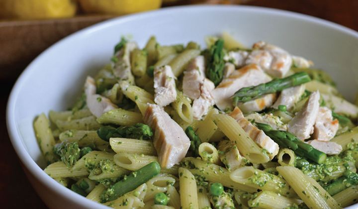 APRENDE HACER PASTA AL PESTO CON POLLO PASO A PASO